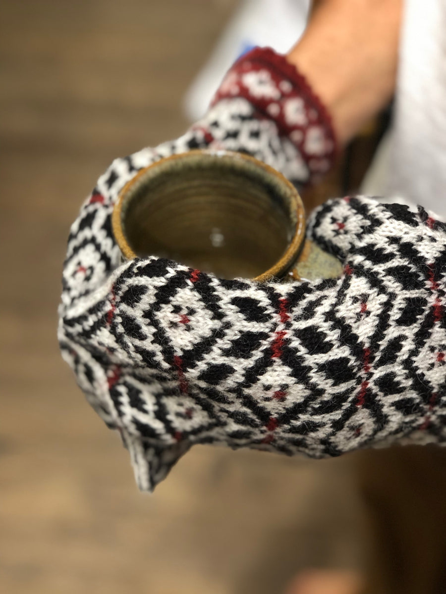 Snow Day Mitten Pattern - Sisu Pattern – Sisu Designs Yarn Shop